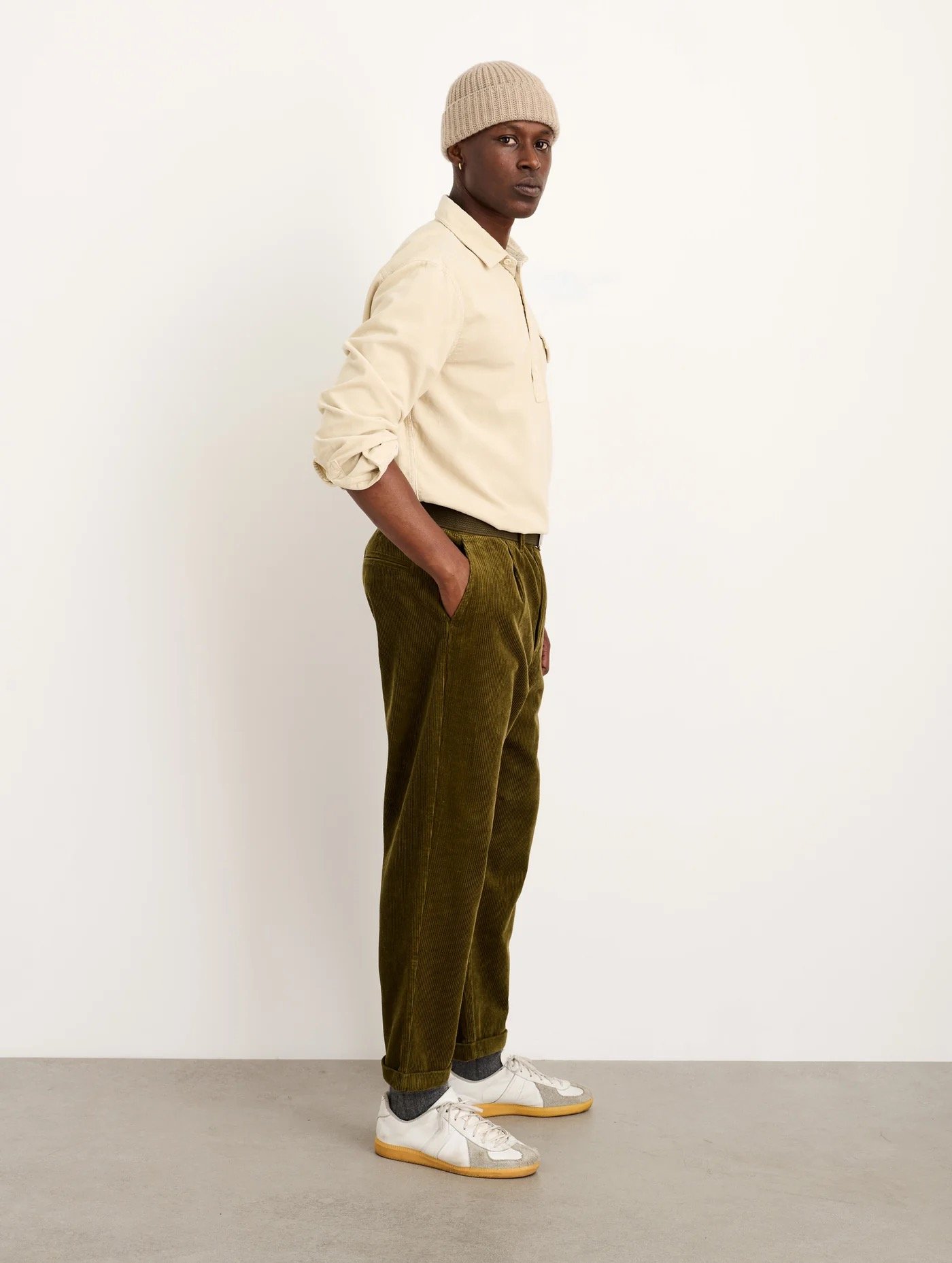 Alex Mill Standard Pleated Pant - Dark Olive Corduroy | Garmentory