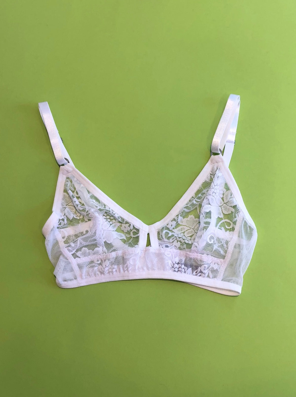 Bully Boy Brick Keyhole Wireless Bra - White Lace | Garmentory