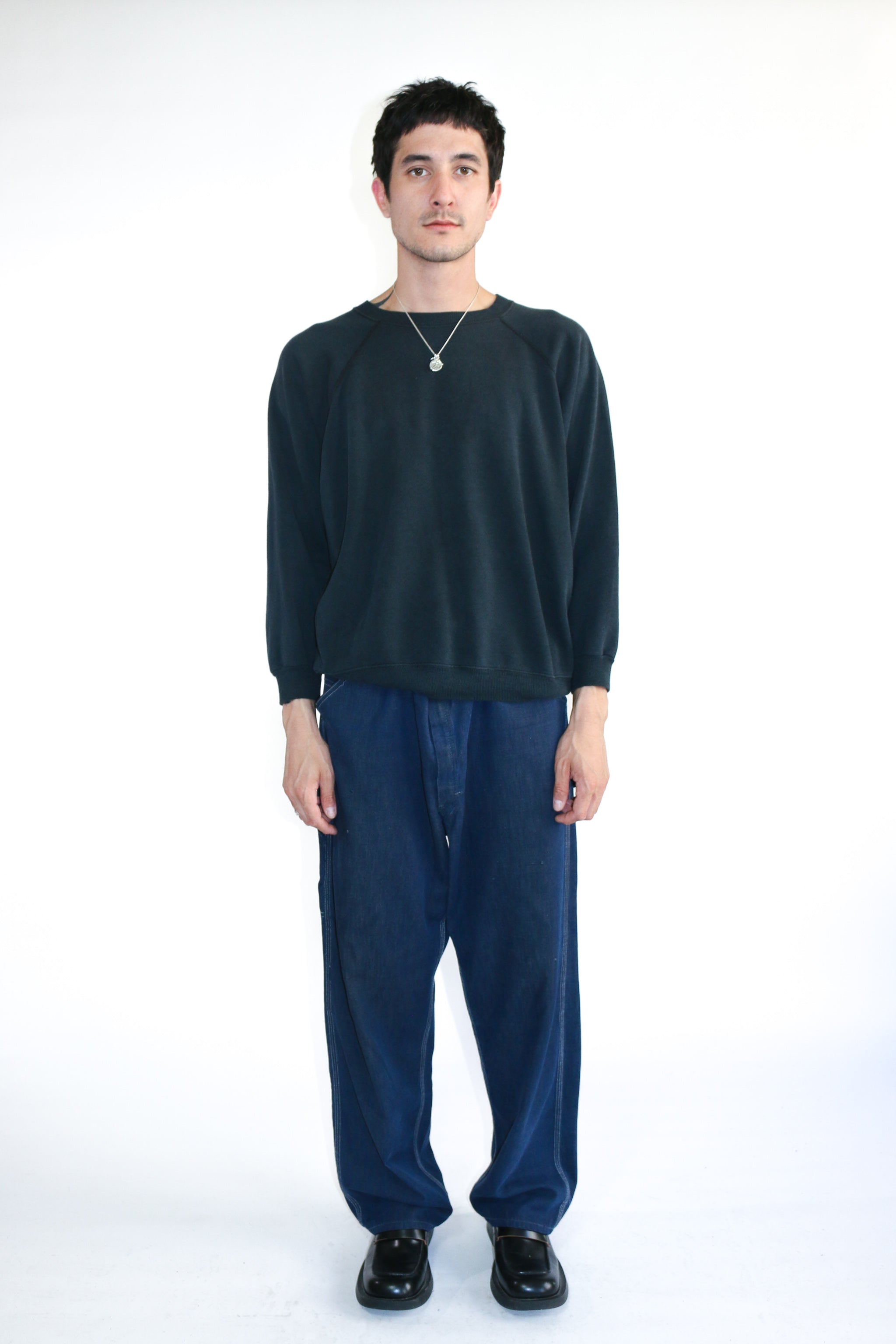 Boxy Blank Black Raglan Sweater - 1990's | Garmentory