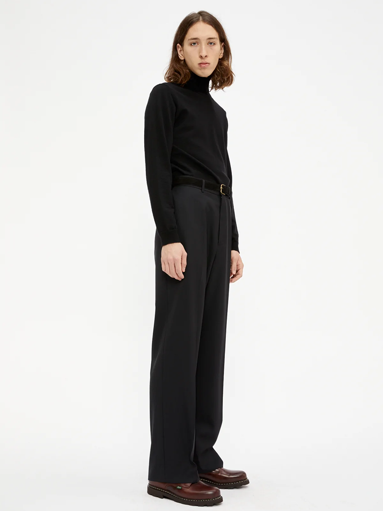 Livid Tuck Extra Fine Italian Merino Wool Turtleneck - Black | Garmentory