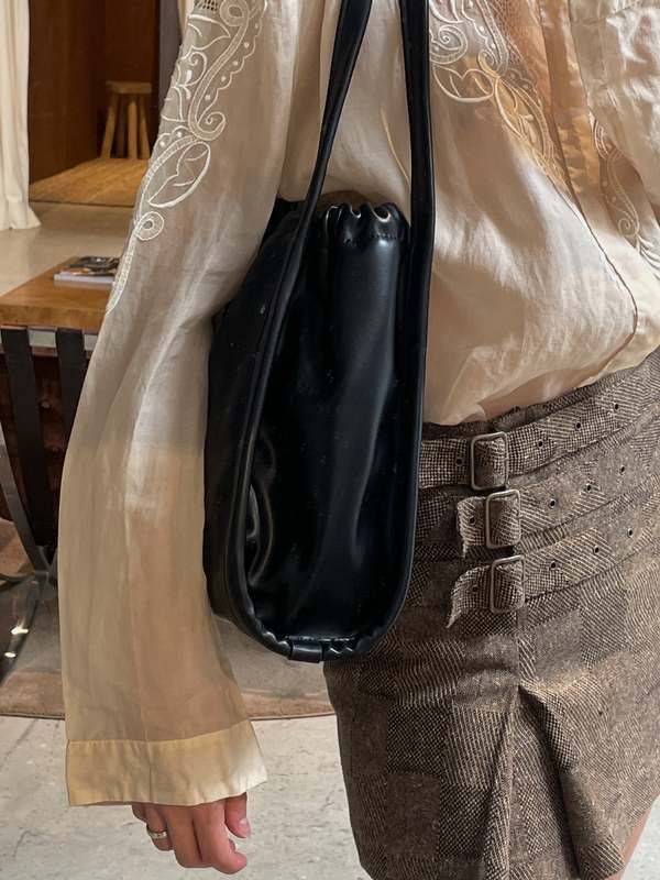 HVISK Medium Soft Structure Sage Bag - Black | Garmentory