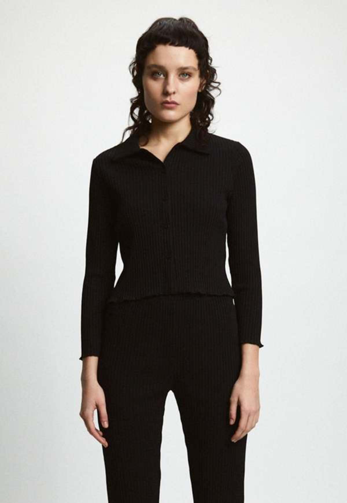 Rita Row Pike Top - Black | Garmentory