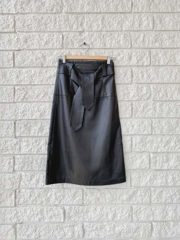 CHRISTY LYNN Paola Skirt - Noir | Garmentory