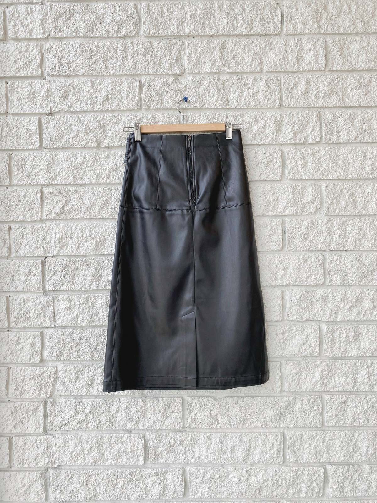 CHRISTY LYNN Paola Skirt - Noir | Garmentory