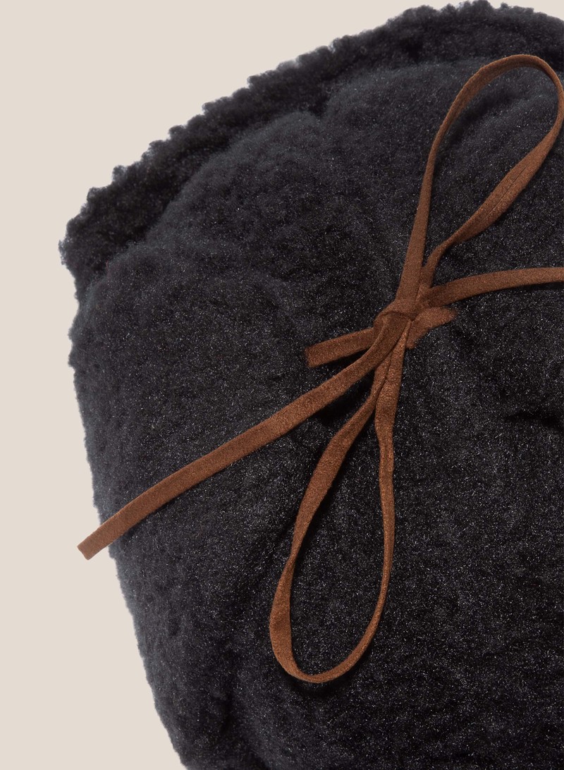 Cableami Boa Fleece Aviator Hat - Black | Garmentory
