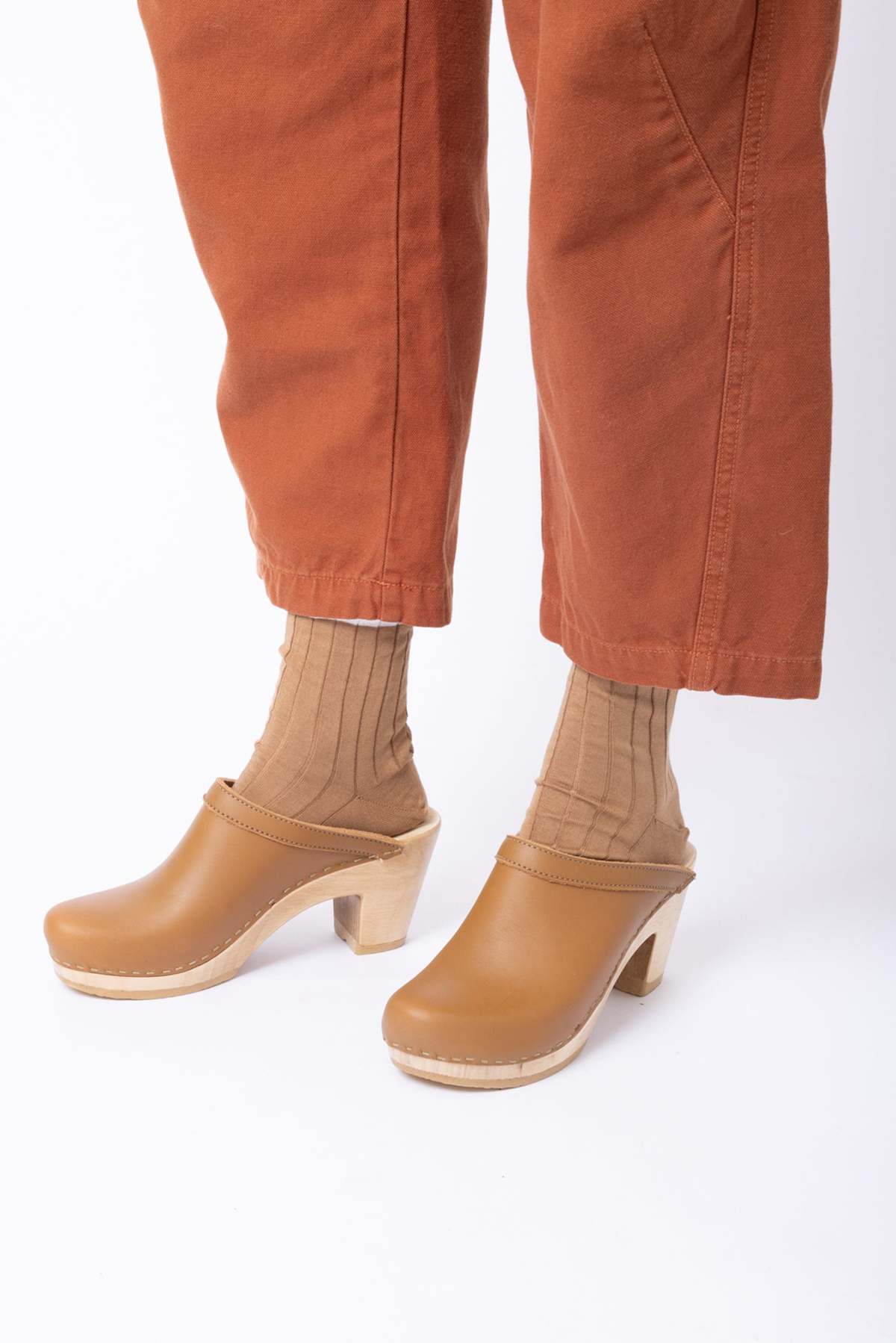 No.6 Old School Clog - Palomino | Garmentory