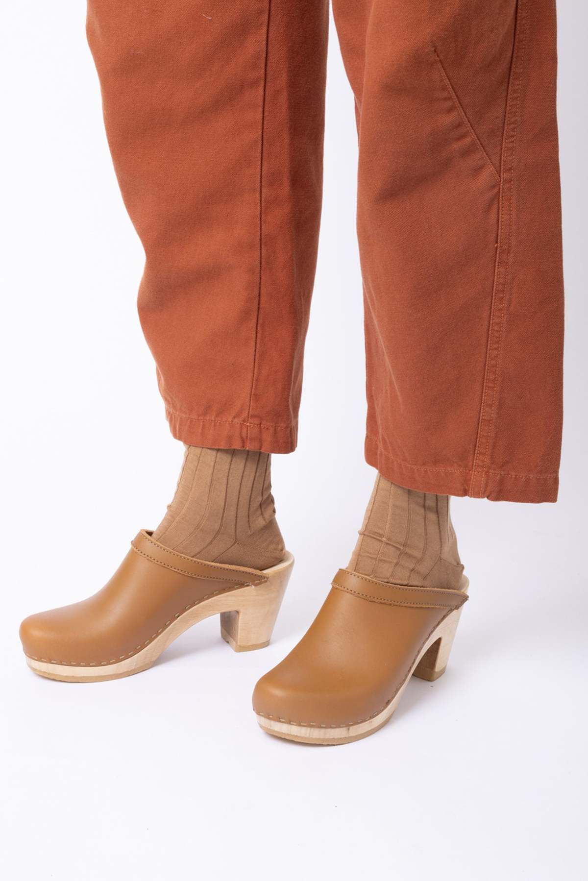 No.6 Old School Clog - Palomino | Garmentory