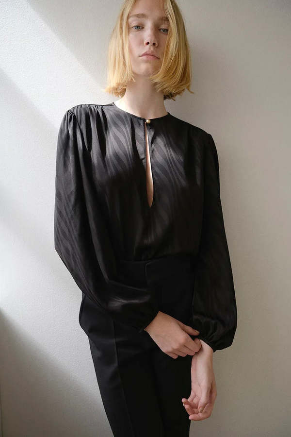 FRAME Denim Keyhole Blouse | Garmentory