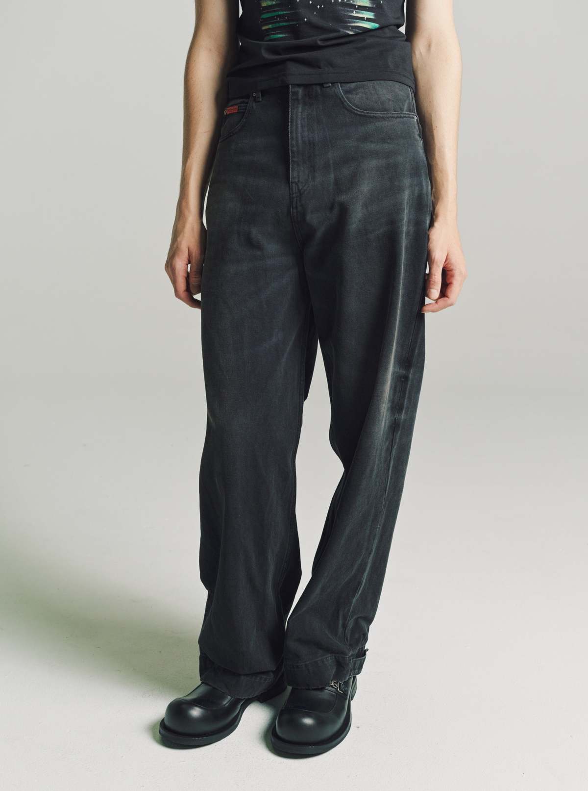 Martine Rose Cowboy Wash Wide Leg Jean - Black | Garmentory