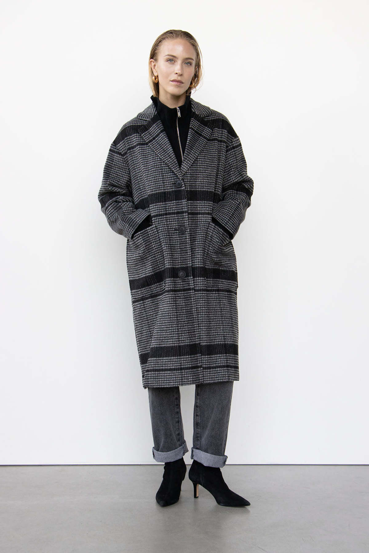 W/B Alina Tailored Wool Coat | Garmentory
