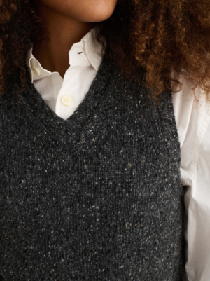 Alex Mill Francis Donegal Vest - Charcoal | Garmentory